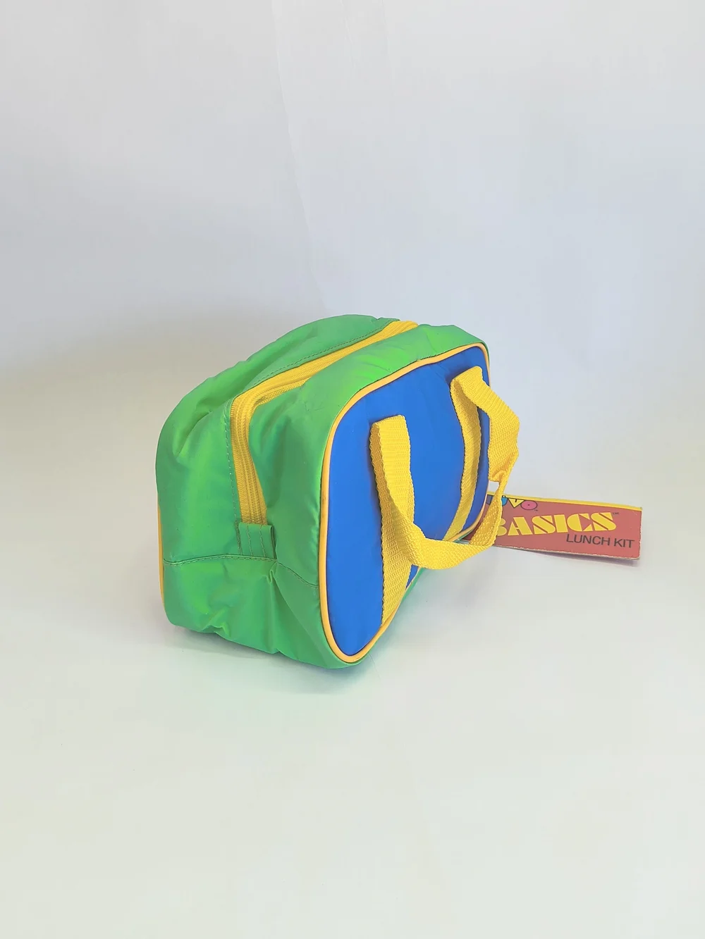 Nuvo Basics | Kitchen | Vintage Nuvo Basics Lunch Bag Blue Green Yellow ...